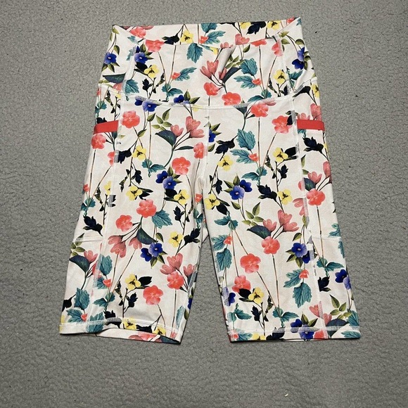 Fabletics | Shorts | Fabletics Shorts Womens Medium On The Go Powerhold ...